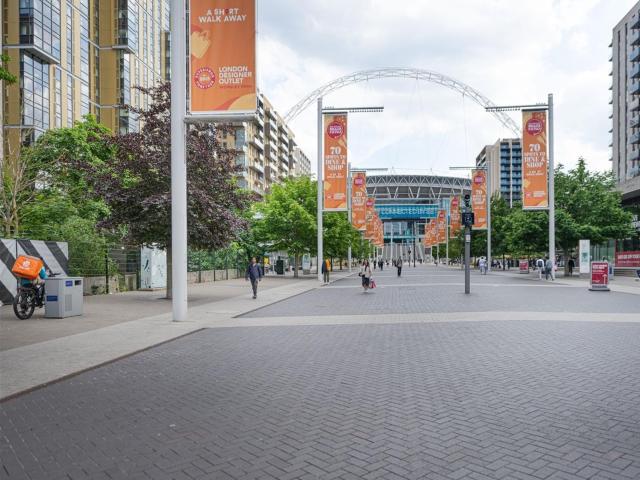 1 bedroom flat to rent on Olympic Way, London