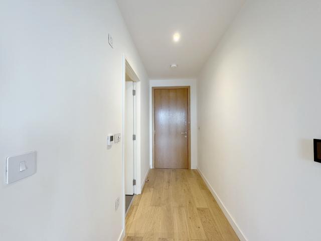 1 bedroom flat to rent on Ashley Road, London