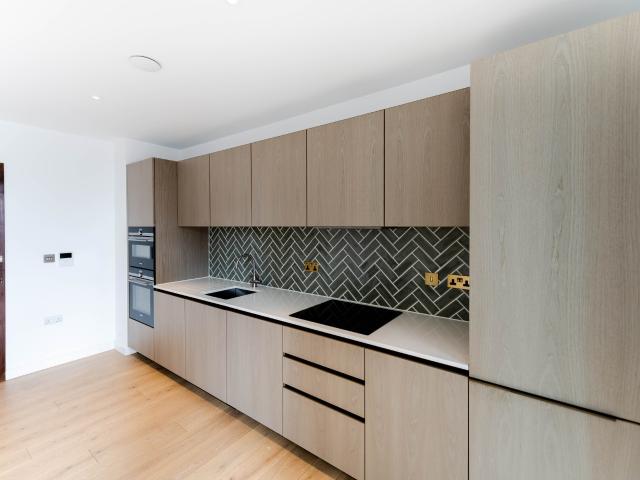 1 bedroom flat to rent on City Road, London