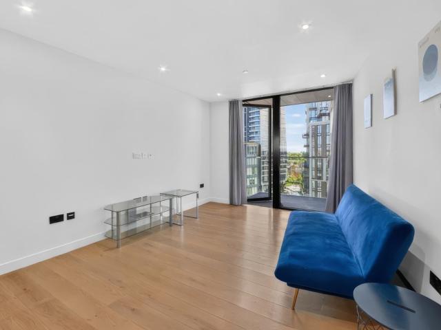 1 bedroom flat to rent on Emery Way, London