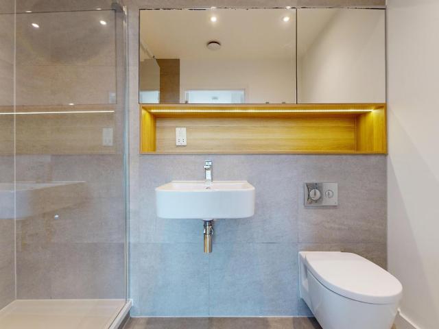 1 bedroom flat to rent on Highgate Hill, London