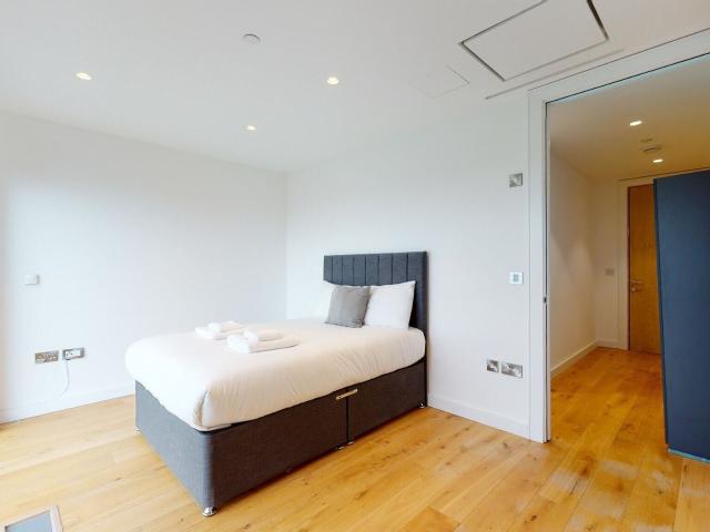 1 bedroom flat to rent on Highgate Hill, London