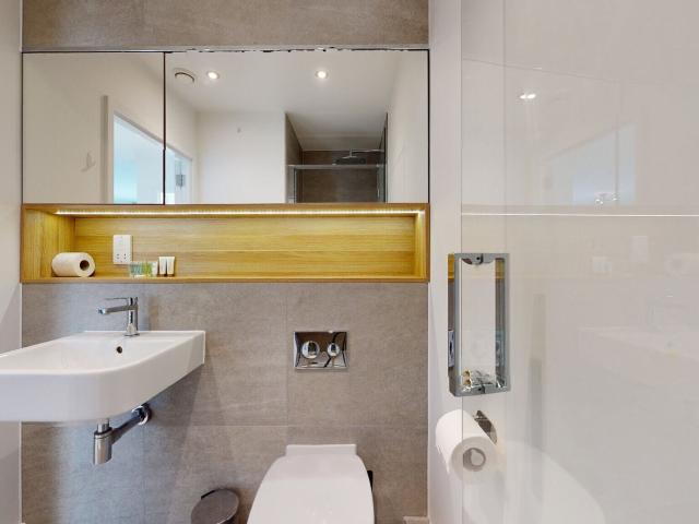 1 bedroom flat to rent on Highgate Hill, London