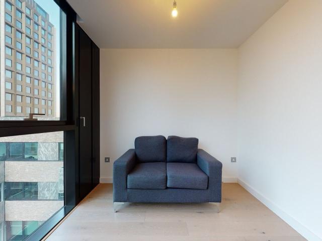 1 bedroom flat to rent on Highgate Hill, London