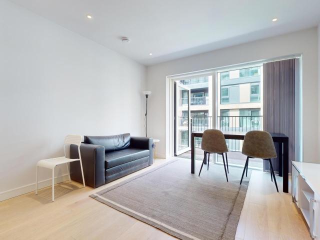 1 bedroom flat to rent on Lockgate Road, London