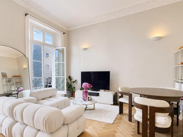 1 bedroom flat to rent on Redcliffe Gardens, London