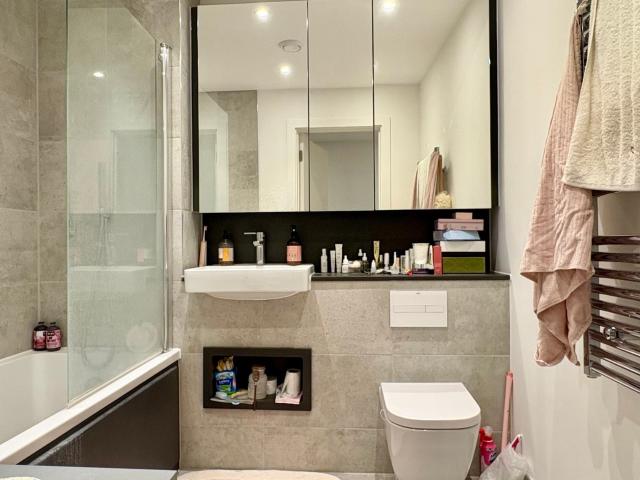 1 bedroom flat to rent on Sanday Drive, London
