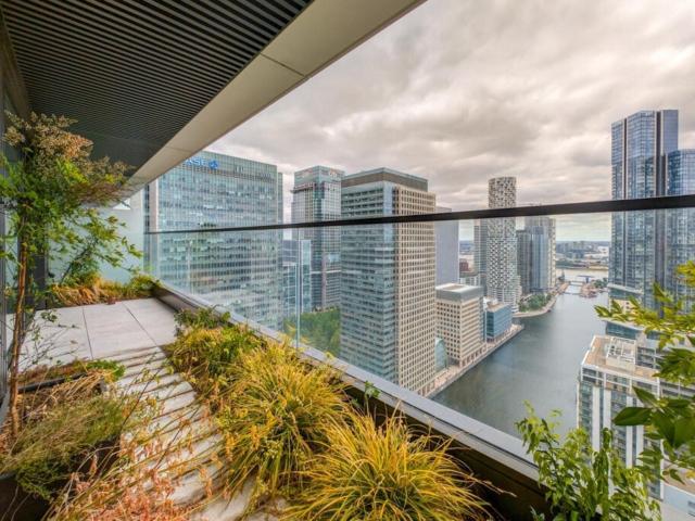 1 bedroom flat to rent on Wards Place, London
