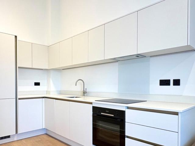 1 bedroom flat to rent on Windsor Bridge Road, Bath