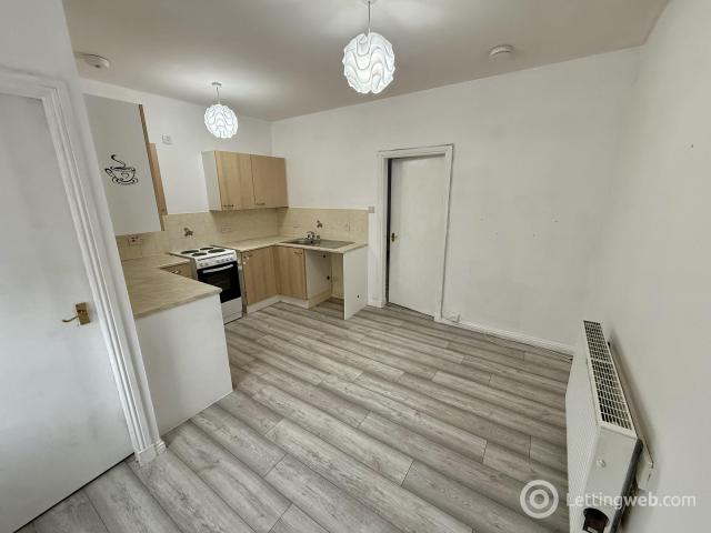 1 Bedroom Flat to Rent at Broughty Ferry, Dundee, Dundee City, England