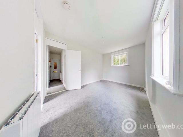 1 Bedroom Flat to Rent at Dundee, Dundee City, Lochee, England
