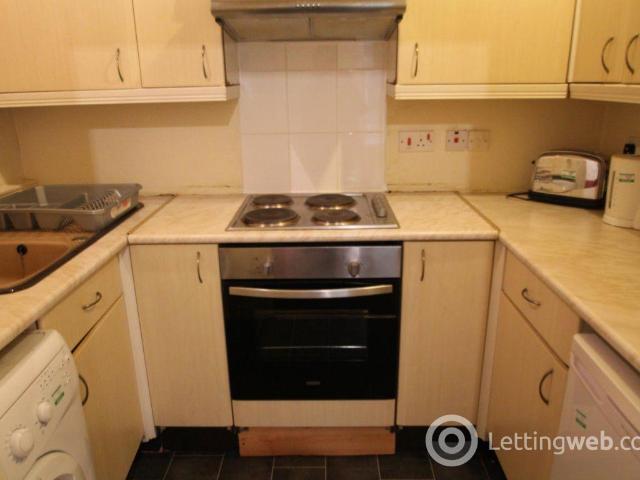 1 Bedroom Flat to Rent at Dundee, Dundee City, Maryfield, Stobswell, England