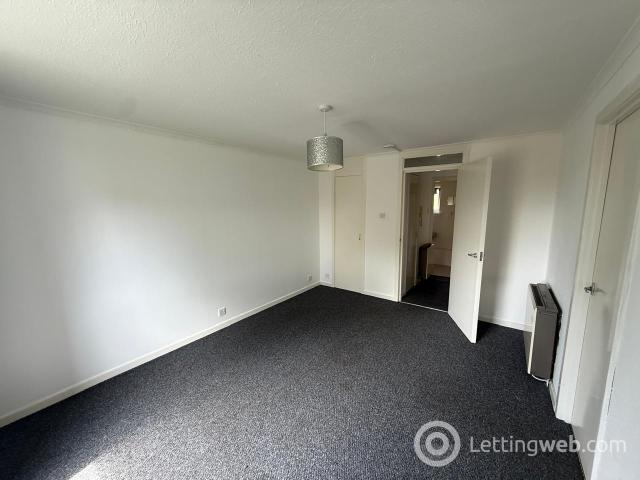 1 Bedroom Flat to Rent at Dundee, Dundee City, North East, Whitfield
