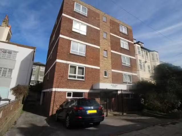 1 bedroom Flat to rent, Auckland Road East, Southsea, PO5 £99.