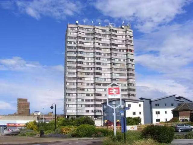 1 bedroom Flat to rent, All Saints Avenue, Margate, CT9 £725.
