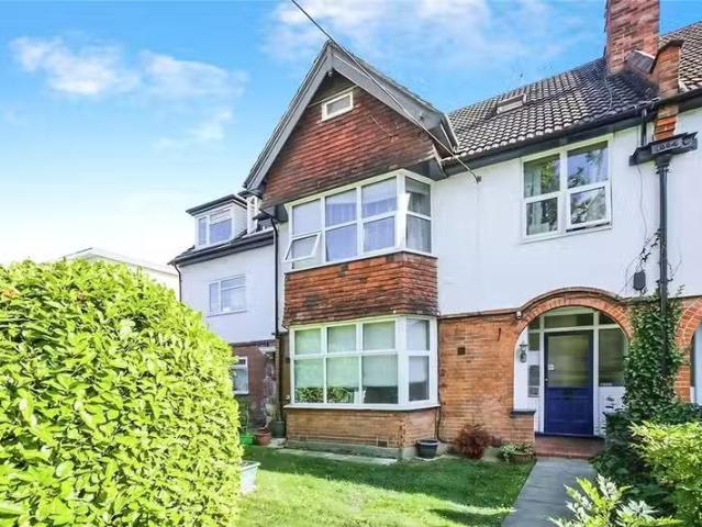 1 bedroom Flat to rent, Burnell Road, Sutton, SM1 £1,200 pcm