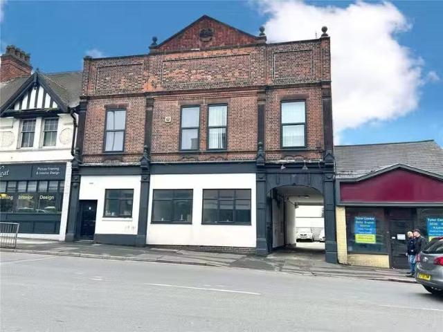 1 bedroom Flat to rent, Borough Road, Burton on Trent, DE14 £.