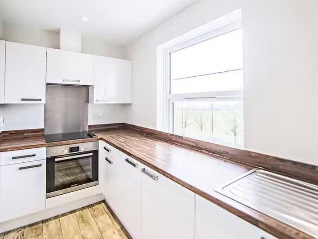 1 bedroom Flat to rent, Chapel Road, Foxhole, PL26 £775 pcm