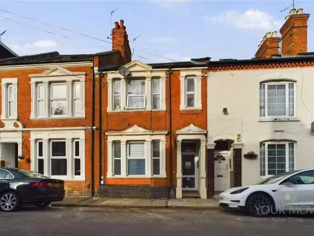 1 bedroom Flat to rent, Colwyn Road, The Mounts, NN1 £750 pcm