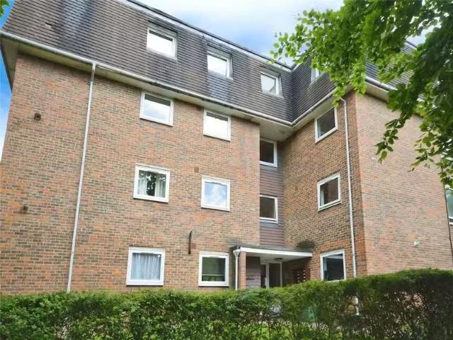 1 bedroom Flat to rent, Devonshire Road, Sutton, SM2 £1,350 pcm