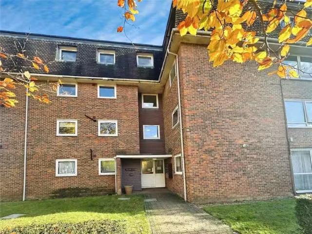 1 bedroom Flat to rent, Devonshire Road, Sutton, SM2 £1,350 pcm