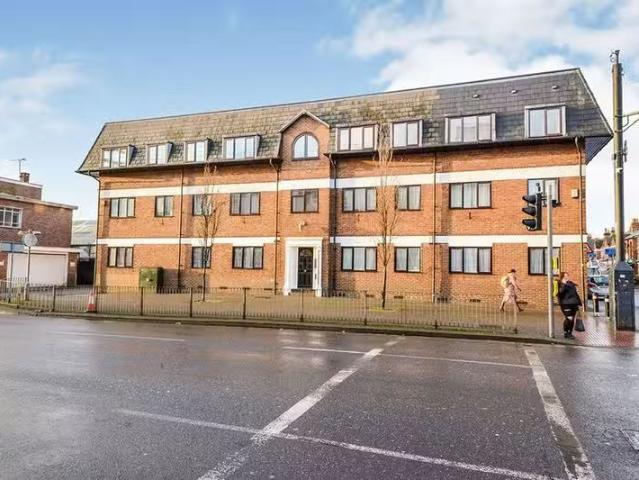 1 bedroom Flat to rent, Exchange Road, Watford, WD18 £1,200 pcm