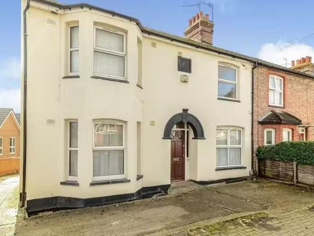 1 bedroom Flat to rent, Ebberns Road, Hemel Hempstead, HP3 £8.