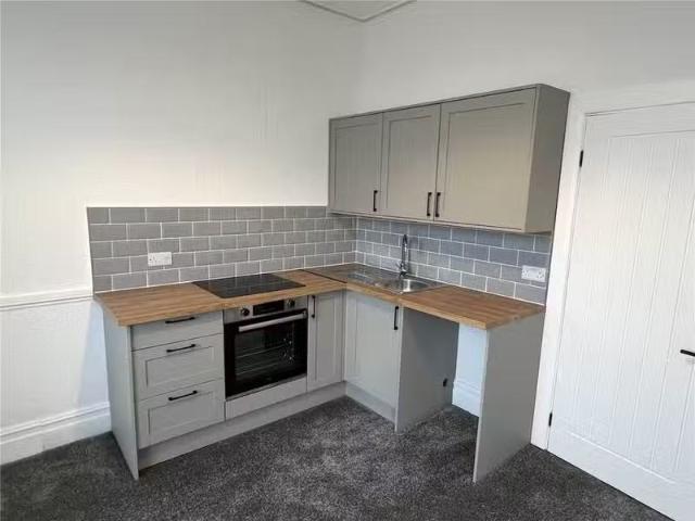 1 bedroom Flat to rent, Higher Erith Road, Torquay, TQ1 £625.