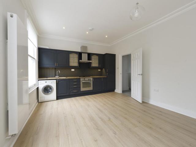 1 bedroom flat to rent in maida vale