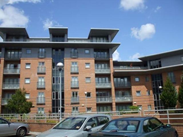1 Bedroom Flat To Rent In Manor House Drive, Cv Central, Coventry, CV1
