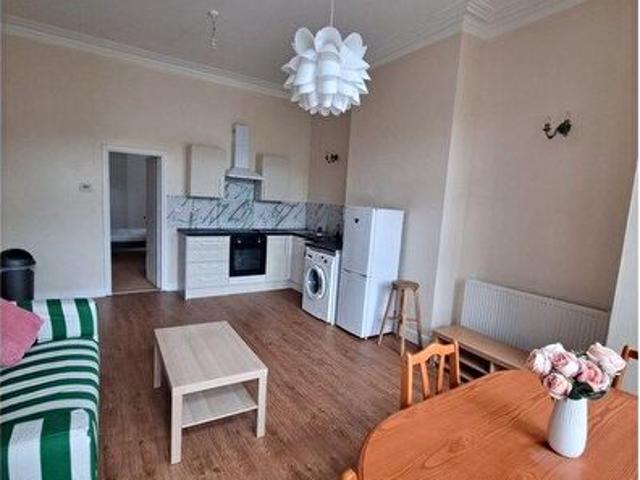 1 Bedroom Flat To Rent In Mansfield Road, Nottinghamshire, NG5