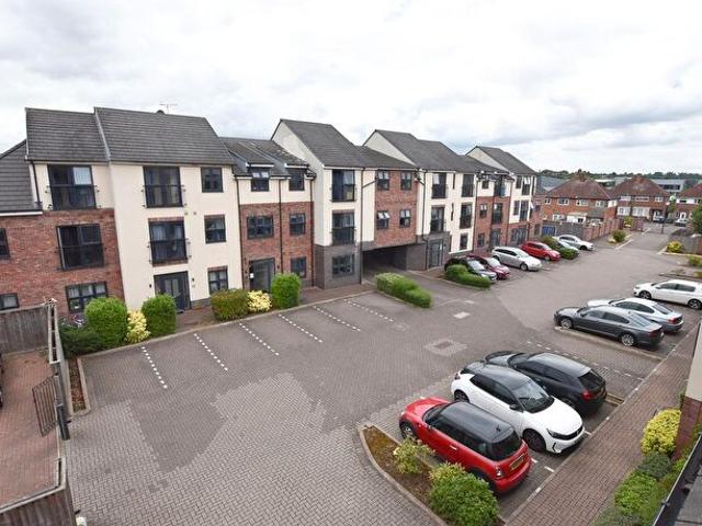 1 Bedroom Flat To Rent In Markfield Court, Leicester, LE4