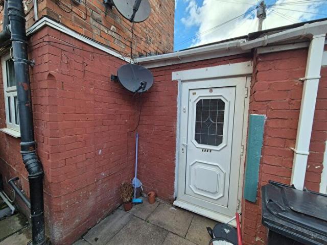 1 Bedroom Flat To Rent In Melton Road, Belgrave, LE4