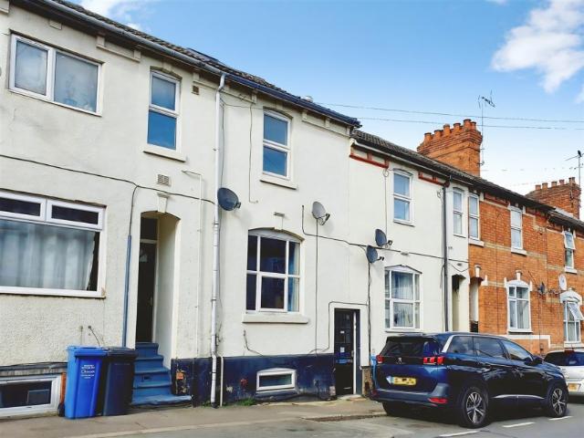 1 Bedroom Flat to Rent in Mill Road, Kettering, Northants, NN16