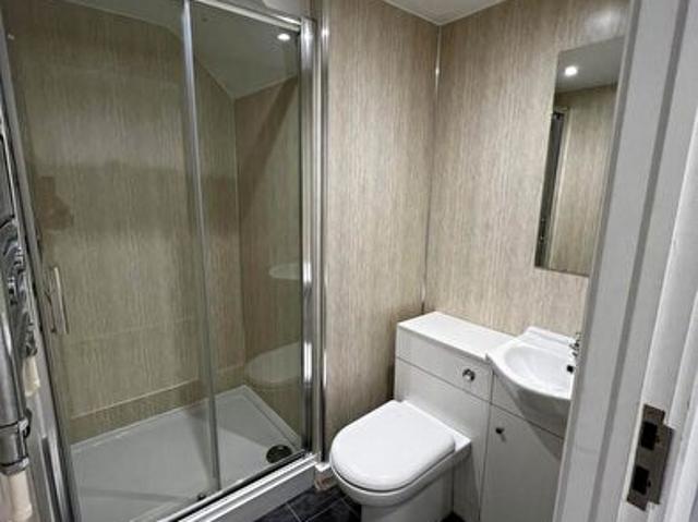 1 Bedroom Flat To Rent In Millstone Lane, Leicester, LE1