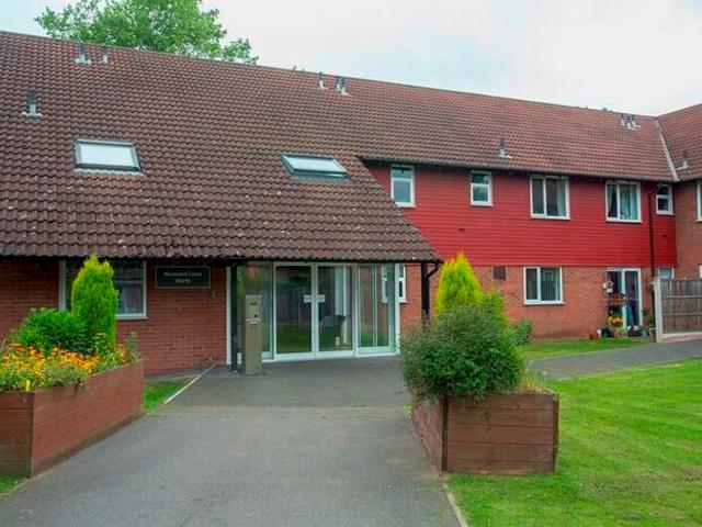 1 Bedroom Flat To Rent In Moreland Court, Carlton, Nottinghamshire, NG4
