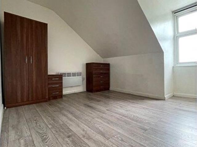 1 Bedroom Flat To Rent In Narborough Road, Leiceseter, LE3