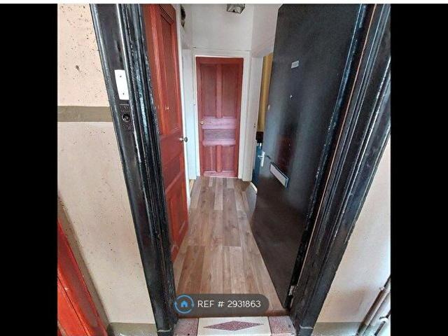 1 Bedroom Flat To Rent In Newlands Road, Glasgow, G44
