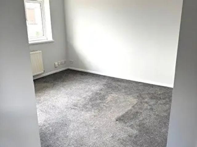 1 Bedroom Flat To Rent In Acacia Crescent, Carlton, NG4