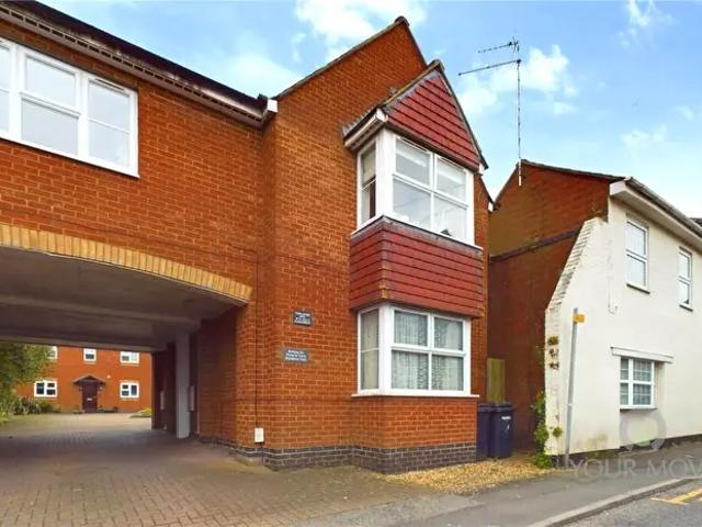1 Bedroom Flat To Rent In Alexandra Street, Kettering, Northamptonshire, NN16