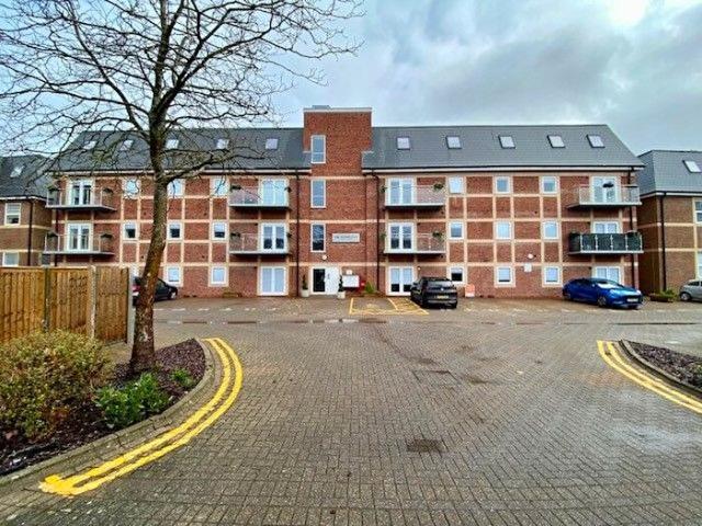1 Bedroom Flat To Rent In Alton Mews, Aylesbury, HP19