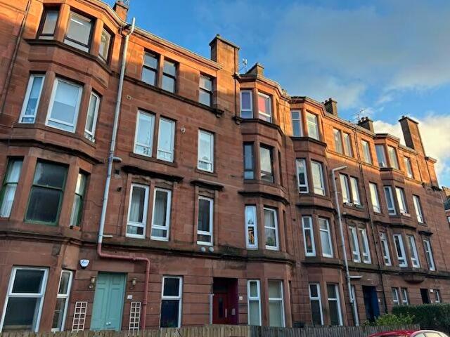 1 Bedroom Flat To Rent In Apsley Street, Thornwood, Glasgow, G11