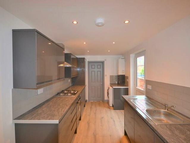 1 Bedroom Flat To Rent In Arnold Road, Semilong, Northampton, NN2