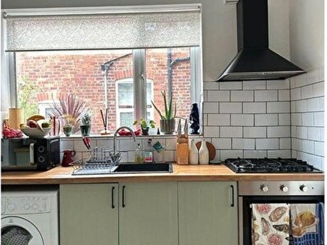 1 Bedroom Flat To Rent In Byron Rd, Nottingham, NG2
