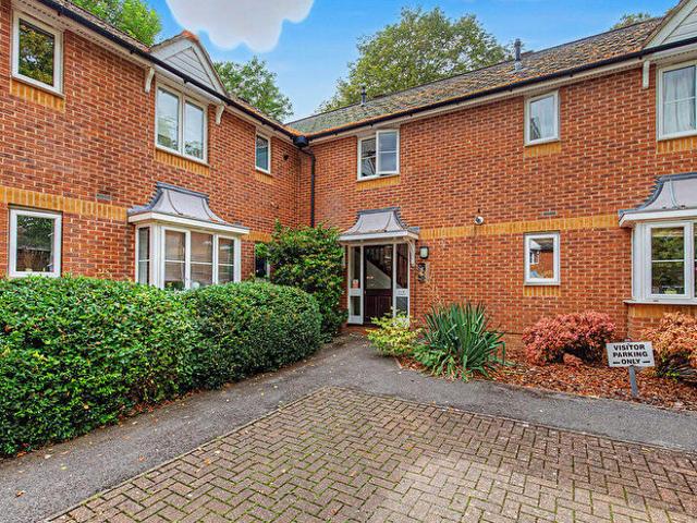 1 Bedroom Flat To Rent In Barton Road, Oxford, OX3