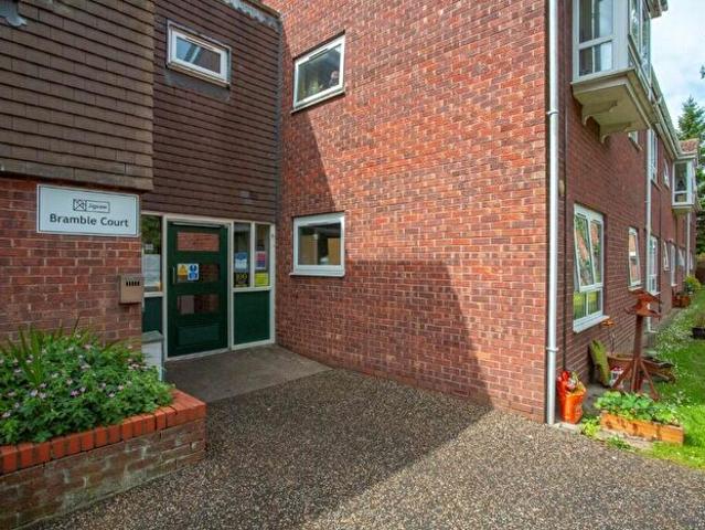 1 Bedroom Flat To Rent In Bramble Court, Gedling, Nottinghamshire, NG4