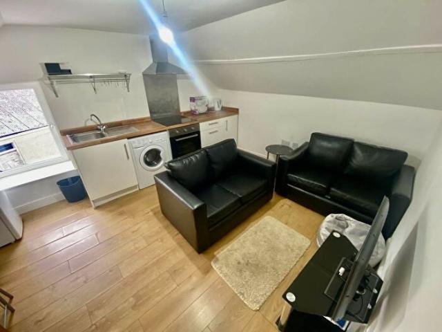1 Bedroom Flat To Rent In Brunswick Street, City Centre, Swansea, SA1