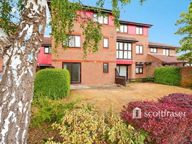 1 Bedroom Flat To Rent In Cullerne Close, OX14