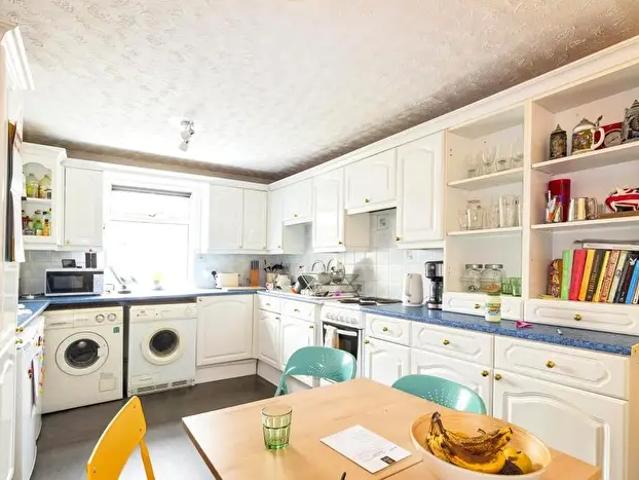 1 Bedroom Flat To Rent In Caldecote Street, Newport Pagnell, Buckinghamshire, MK16