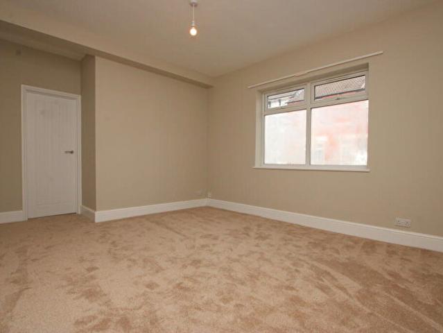 1 Bedroom Flat To Rent In Canon Street, Kettering, North Northamptonshire, NN16